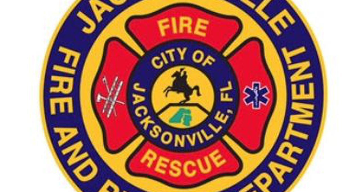 JFRD: 5 people hurt in crash on Northside